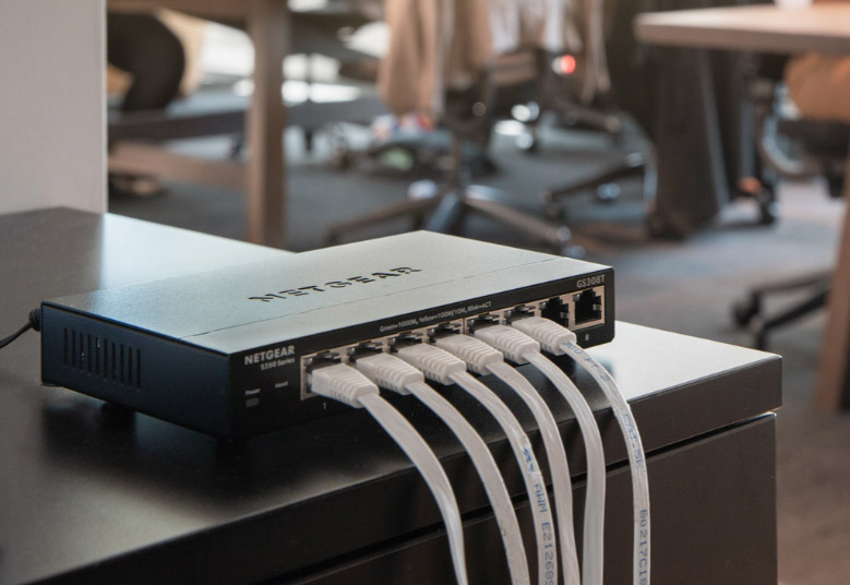 8 Port Switches: Gigabit, PoE, & More | NETGEAR