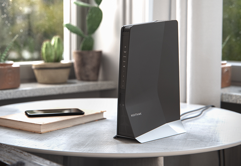 Nighthawk EAX80 Extender – 8-Stream WiFi 6 Mesh Extender | NETGEAR